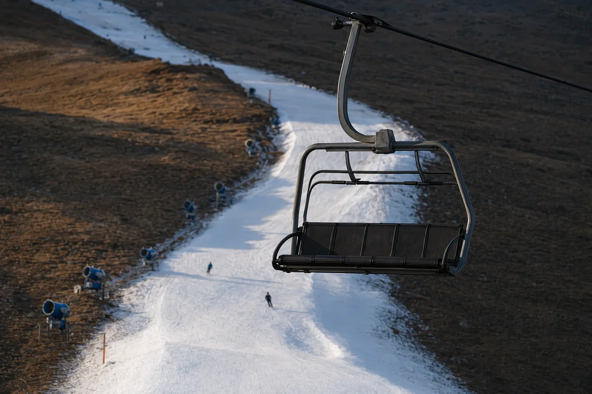 Vail Resorts Q3 profit falls, 2026 outlook cut | MTN Stock News